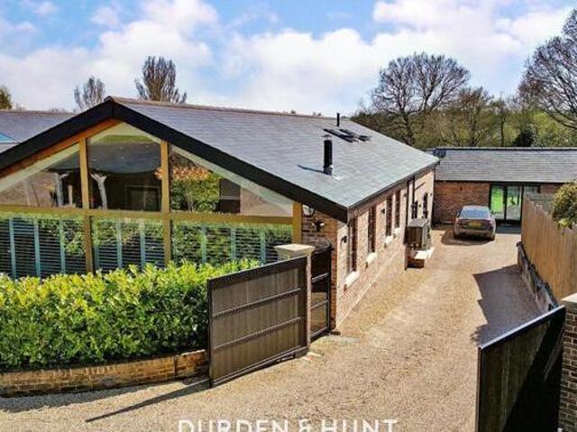 Kents Lane, North Weald, 5 Bedroom Semi detached
