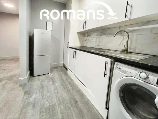 Kentwood Hill, Tilehurst, Reading, RG31