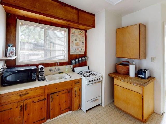 Kentucky, 480 Studio Apartment for Rent at 480 Kentucky St, San Luis Obispo, CA 93405