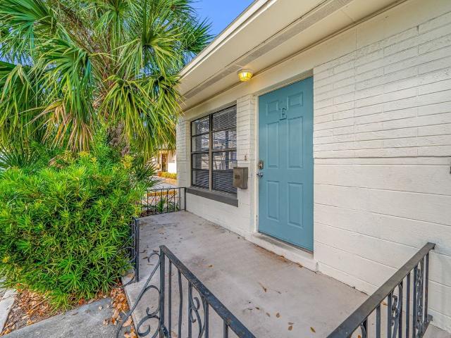 Kenwood Villas 1 Bedroom Apartment for Rent at 3901 5th Ave N, St. Petersburg, FL 33713 United Central
