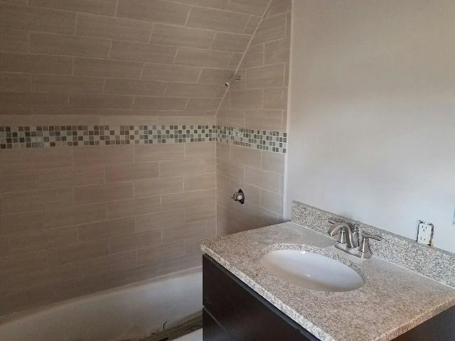 Kenwood 1 Bedroom Apartment for Rent at 1108 Kenwood Pkwy, Minneapolis, MN 55403 Kenwood