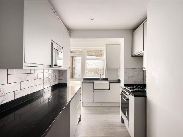 Kenworthy Road, Hackney, London, E9 1 bed flat to rent £1,975 pcm £456 pw