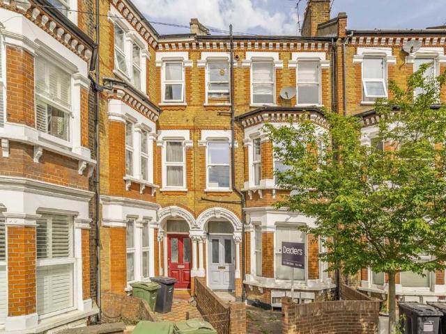 Kenwyn Road, London SW4 2 bed flat to rent £2,600 pcm £600 pw