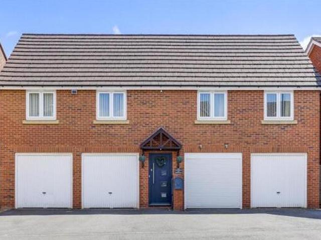 Kenbrook Road, Hucknall, 2 Bedroom Coach