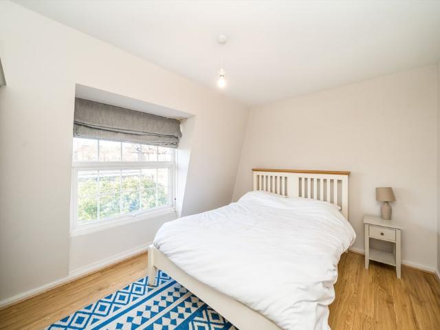 Kenchester Close, Nine Elms, SW8, London