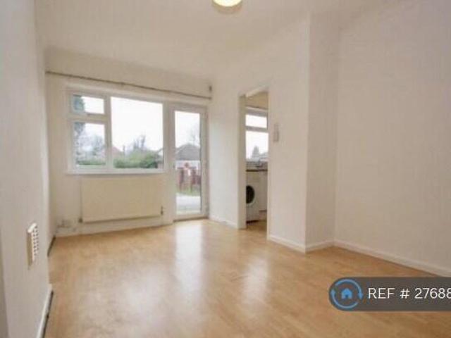 Kendal Court, West Bridgford, 2 Bedroom Flat
