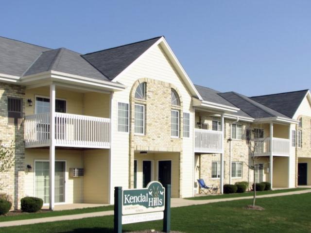 Kendal Hills 1 Bedroom Apartment for Rent at 1008 River Place Blvd, Waukesha, WI 53189