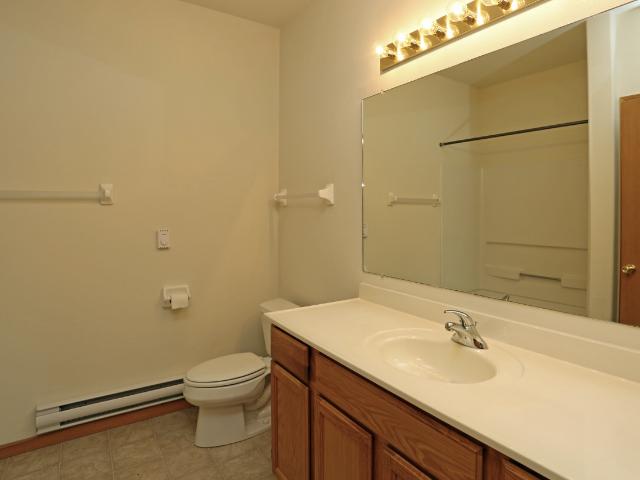 Kendal Hills 2 Bedroom Apartment for Rent at 1008 River Place Blvd, Waukesha, WI 53189