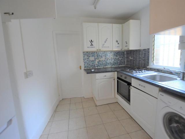 Kendal Parade, Silver Street, London N18, 2 bed flat to rent, £1,750 pcm | PrimeLocation