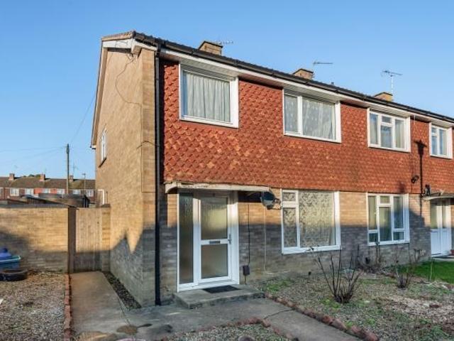 Kendall Crescent, North Oxford OX2, 3 bed end terrace house to rent, £2,200 pcm | PrimeLocation