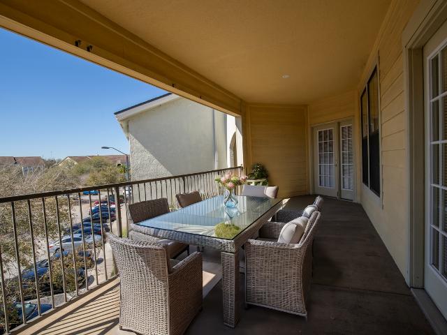Kendall Lake 2 Bedroom Apartment for Rent at 1140 Kendall Town Boulevard, Jacksonville, FL 32225 Regency