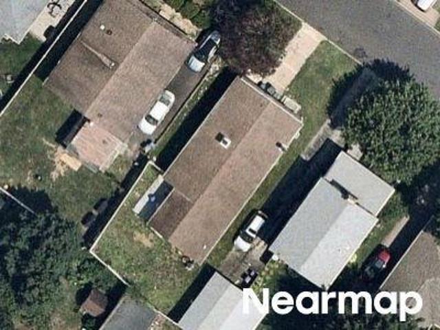 Kenderton Ave
