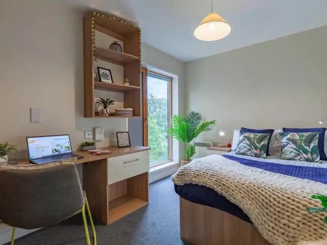 Kendrick Hall Reading Student Accommodation | Amber