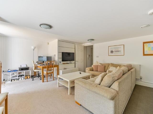 Kendrick Road, Reading, RG1 5DU