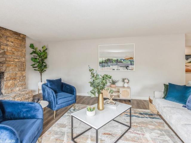 Kenilworth Apartments 3 Bedroom Apartment for Rent at 4120 W 94th Ter, Prairie Village, KS 66207