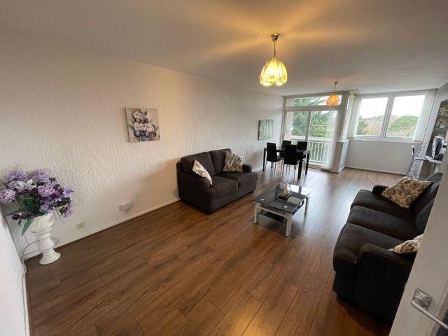 Kenilworth Court, Coventry CV3, 2 bed flat to rent, £1,200 pcm | PrimeLocation