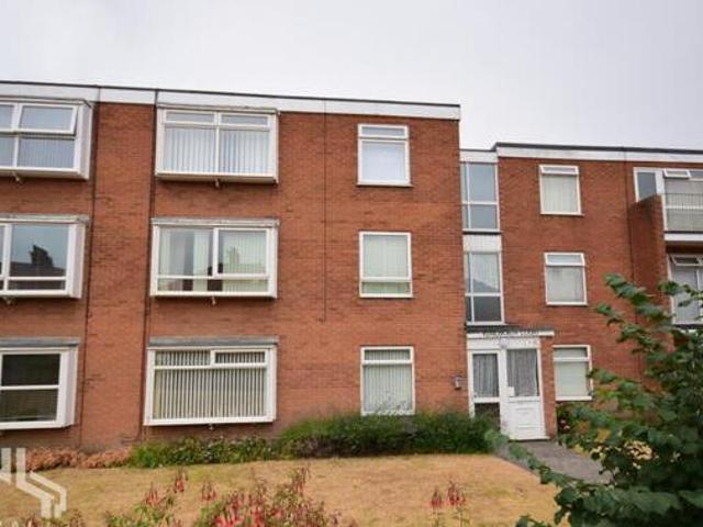 Kenilworth Court, St. Davids Road South, 2 Bedroom Flat