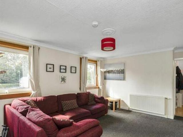 / Kenilworth Drive, Liberton, 2 Bedroom Flat