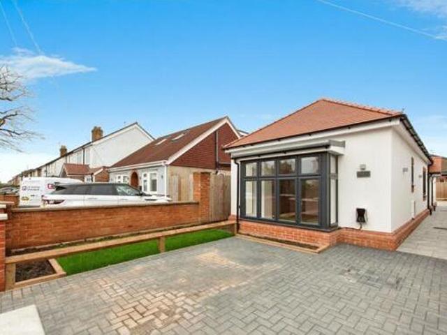 Kenilworth Road, Ashford, 2 Bedroom Bungalow