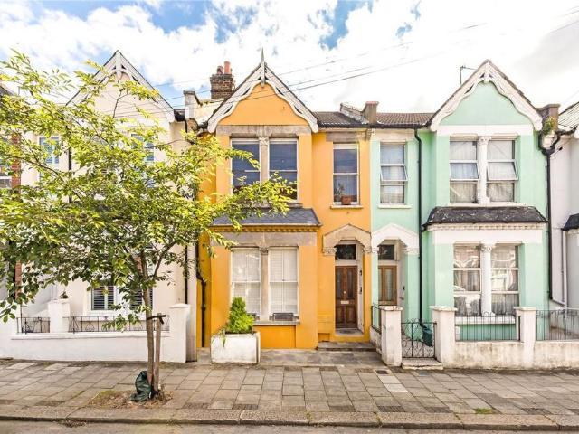 Kenilworth Road, London NW6 3 bed terraced house to rent £3,200 pcm £738 pw