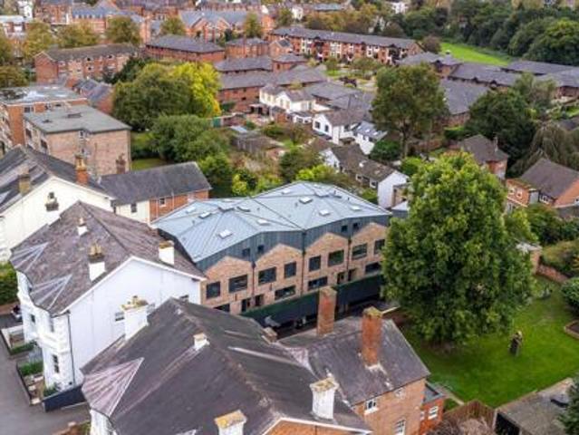 Kenilworth Road, Leamington Spa, 4 Bedroom Town