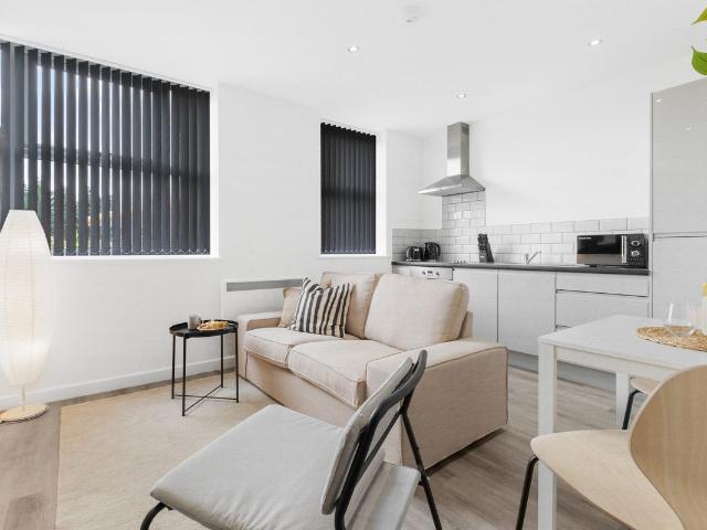 Kenilworth Road, Solihull CV7, 1 bed flat to rent, £1,095 pcm | PrimeLocation