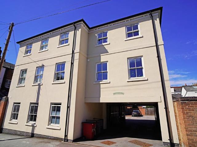 Kenilworth Street, Leamington Spa, CV32 3 bed semi detached house to rent £1,595 pcm £368 pw