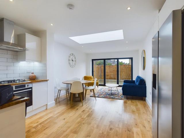 Kenlor Road, London SW17, 4 bed property to rent, £4,100 pcm | PrimeLocation