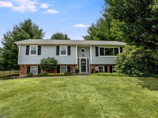 Kenmar Rd, Mount Olive Township, Home For Sale