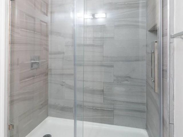 Kenmore Commons 1 Bedroom Apartment for Rent at 417 S Kenmore Ave, Los Angeles, CA 90020 Wilshire Center Koreatown