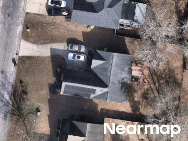 Kenmore Park Dr