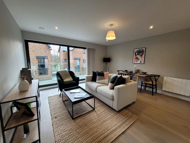 Kenmore Place, Ashford TN23, 1 bed flat to rent, £1,250 pcm | PrimeLocation