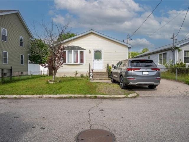 Kenmore St, Pawtucket, Home For Sale