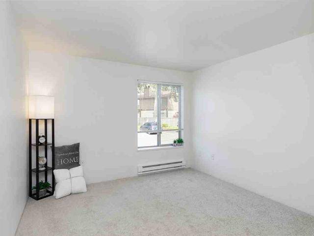 Kenmore Village 1 Bedroom Apartment for Rent at 17620 80th Ave Ne, Kenmore, WA 98028