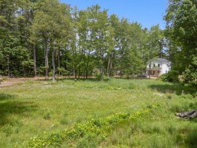 Kennebunk ME 04043 105092745