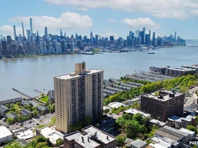 Kennedy Blvd E Apt C, West New York, Property For Sale
