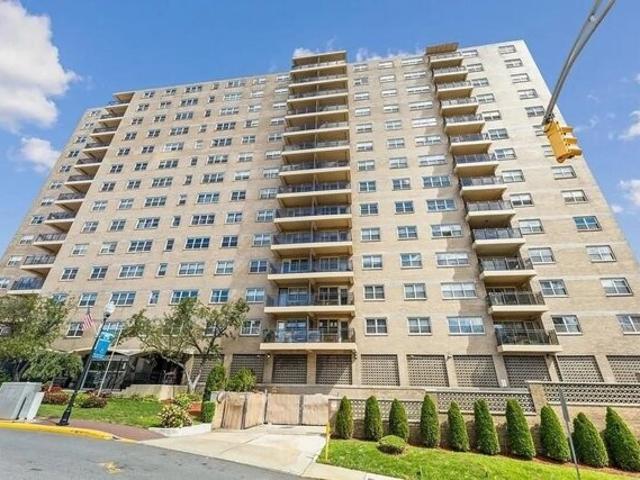 Kennedy Blvd E Apt A, Guttenberg, Condo For Sale