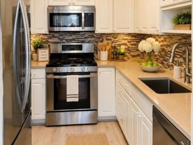 Kennedy Blvd E Apt G, Guttenberg, Condo For Sale