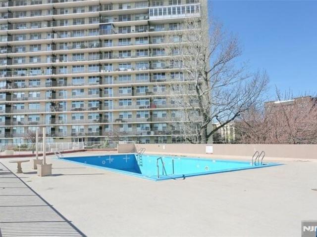 Kennedy Blvd E Apt J, West New York, Property For Sale