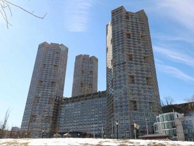 Kennedy Blvd E Apt J, Guttenberg, Condo For Sale