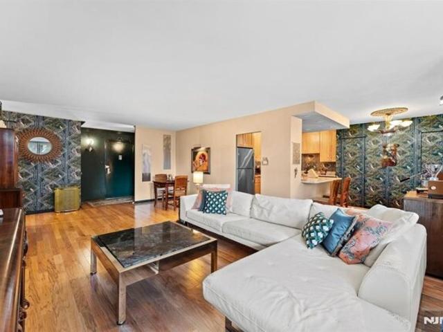 Kennedy Blvd E Apt Ma, West New York, Property For Sale