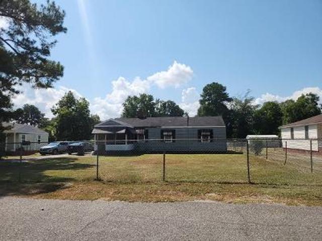 Kennedy Dr
