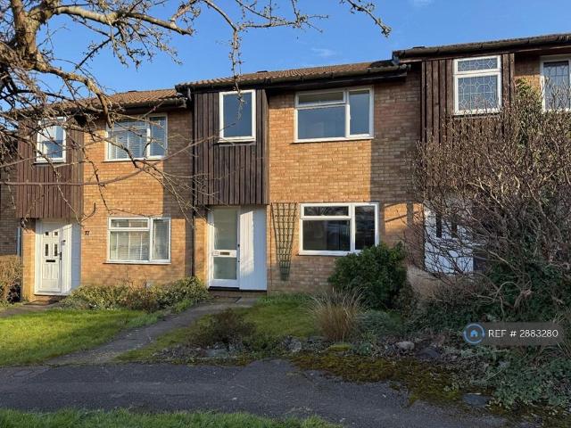 Kennedy Gardens, Sevenoaks, TN13 3 bed terraced house to rent £1,895 pcm £437 pw