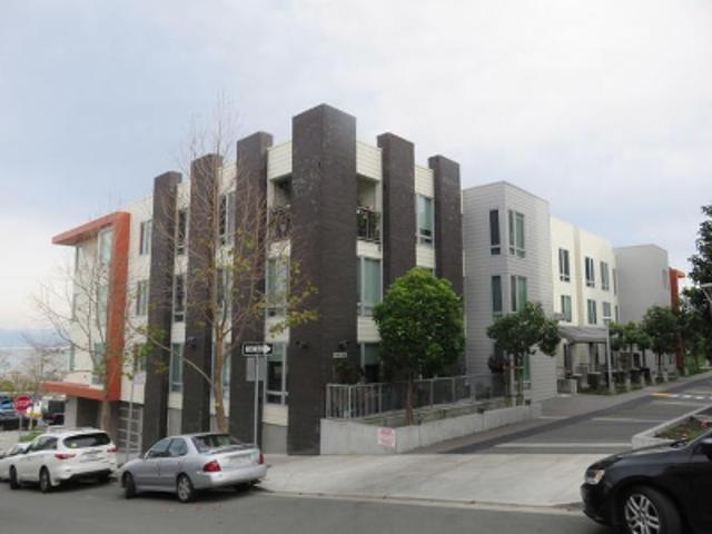 Kennedy Pl # 203