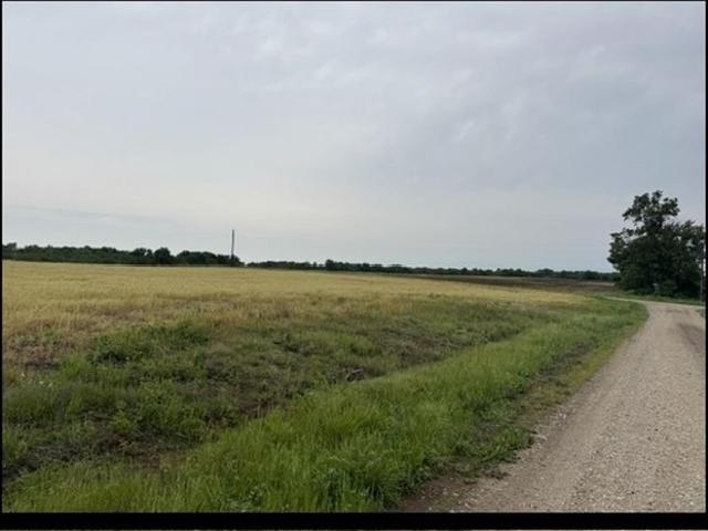 Kennedy St, Macon, MO 63552