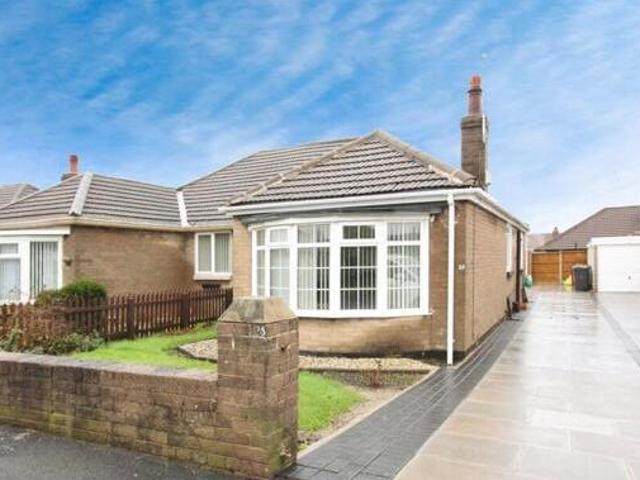 Kennerleigh Crescent, Crossgates, 2 Bedroom Semi detached