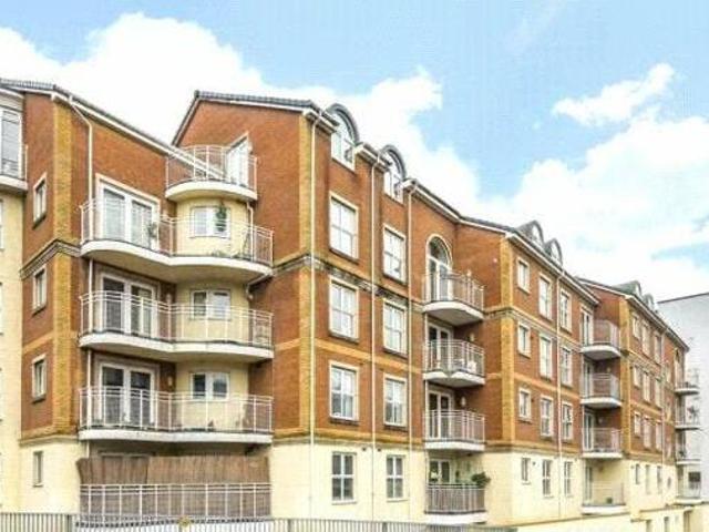 Kennet Side, Grantley Heights, Reading, 2 Bedroom Apartment