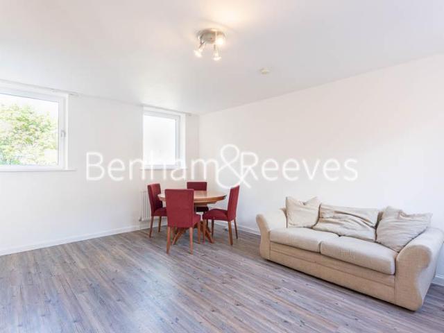 Kennet Street, Wapping E1W 2 bed apartment to rent £2,600 pcm £600 pw