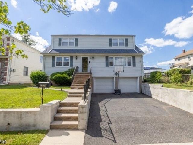 Kenneth Ave, Union Twp, Home For Sale