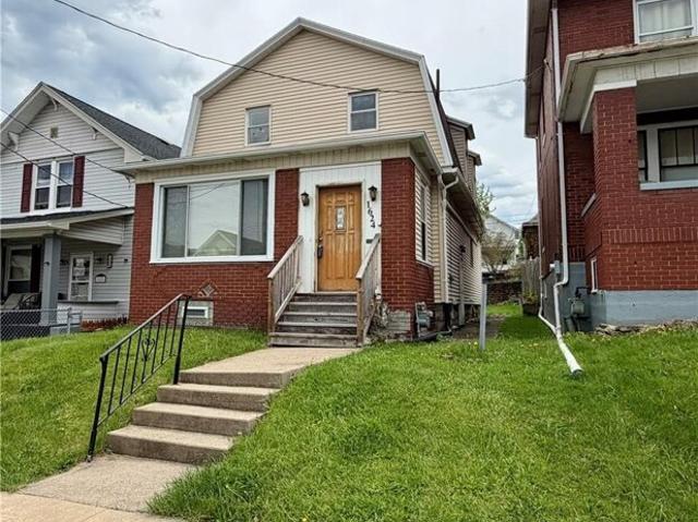 Kenneth Ave, New Kensington, Home For Sale